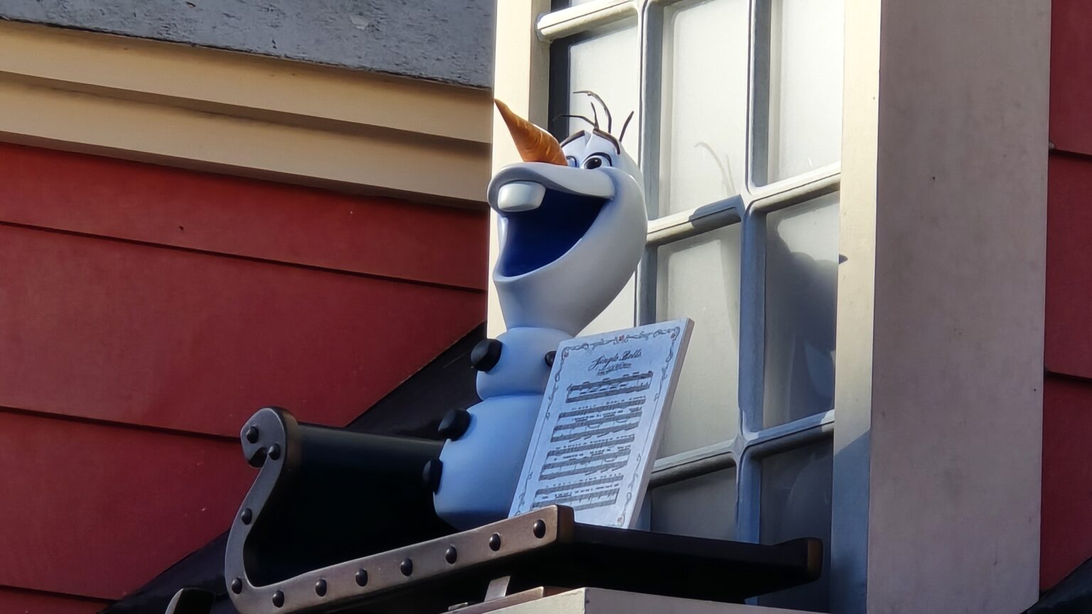 Where is Olaf in Epcot? Holiday Scavenger Hunt 2025 Guide - Fantasy ...