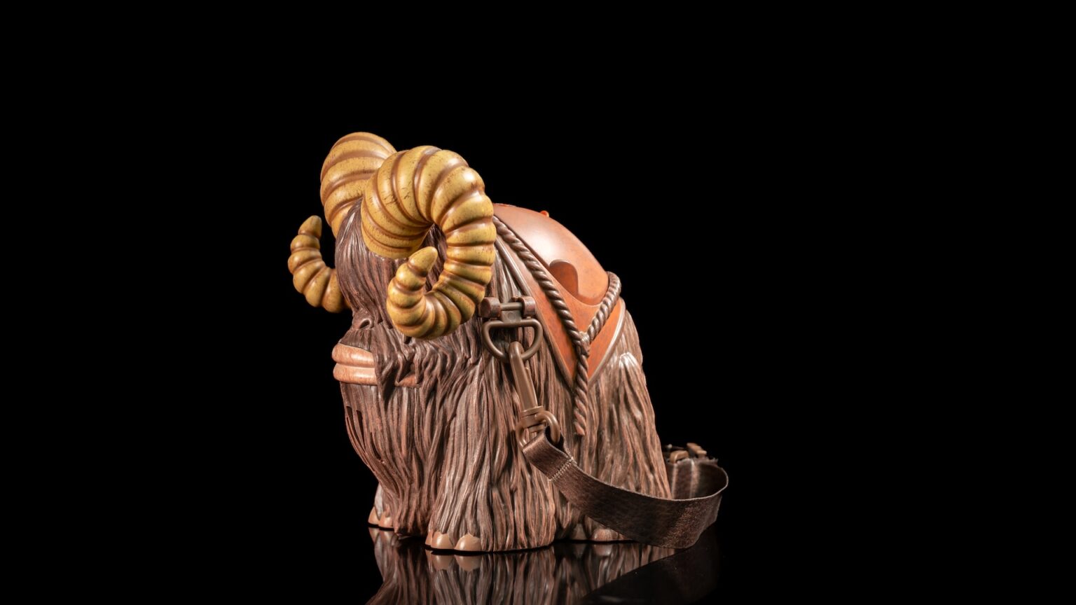 The Bantha Sipper Makes Real Bantha Sounds and It Just Hit Disneyland ...